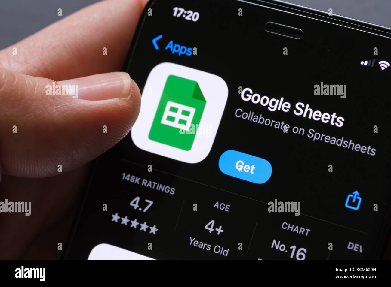 Google sheets app hi-res stock photography and images - Alamy