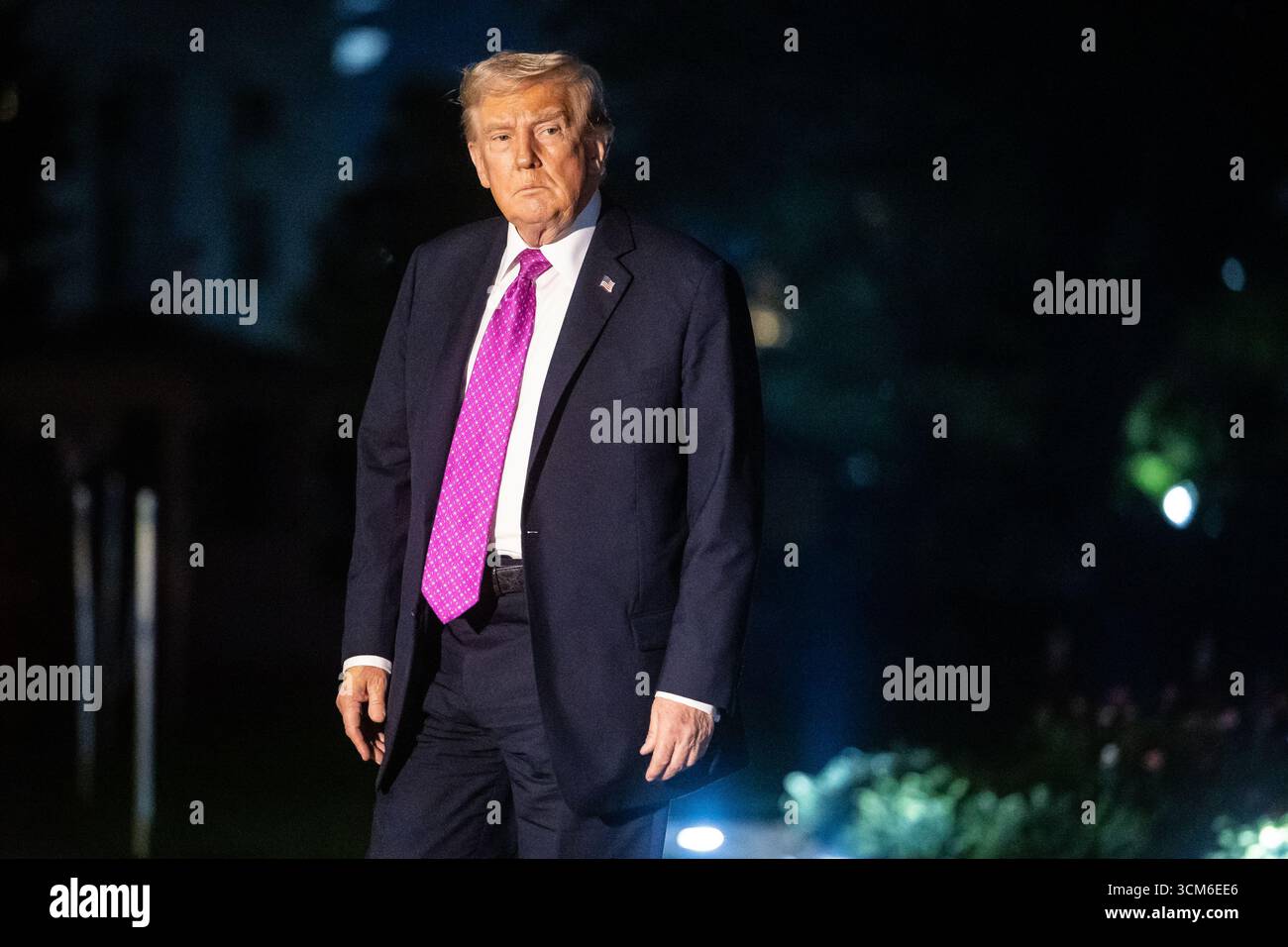 President Donald Trump arrives on the South Lawn of the White House ...