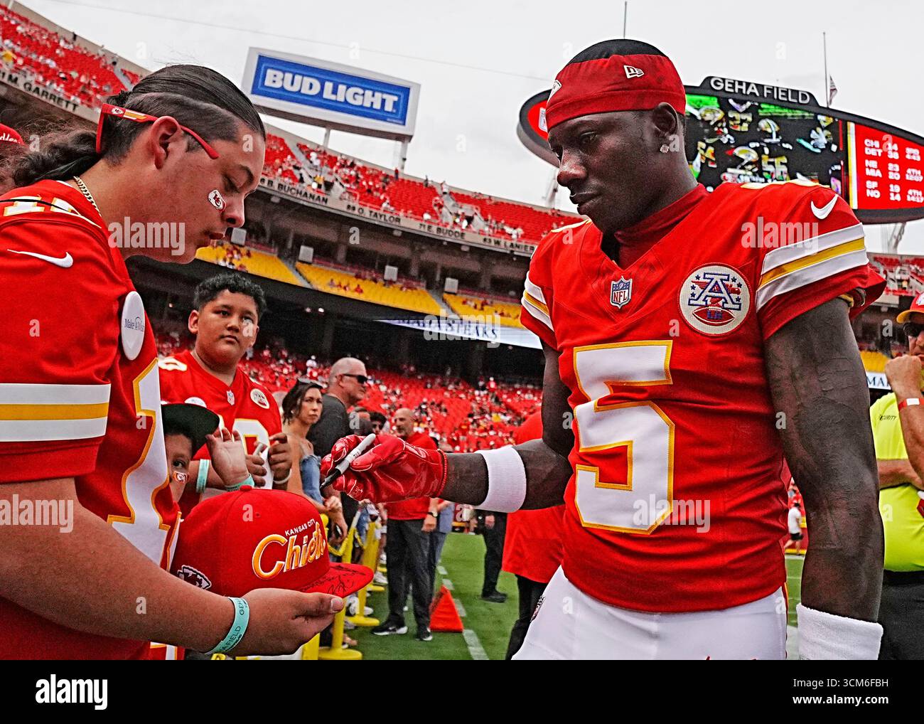 Kansas City, United States. 14th Sep, 2025. Kansas City Chiefs wide ...