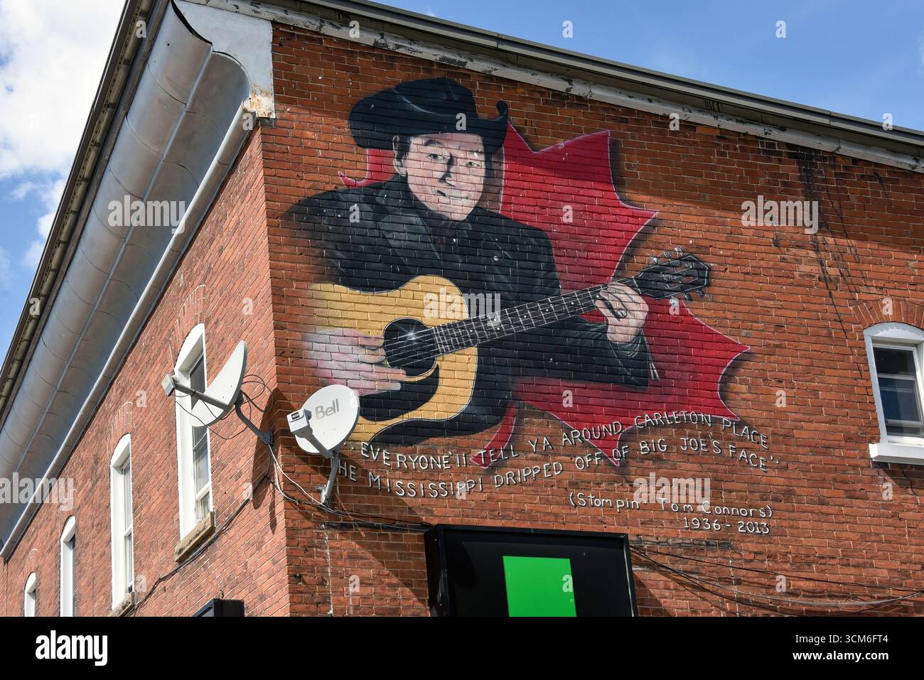 Stompin' tom hi-res stock photography and images - Alamy