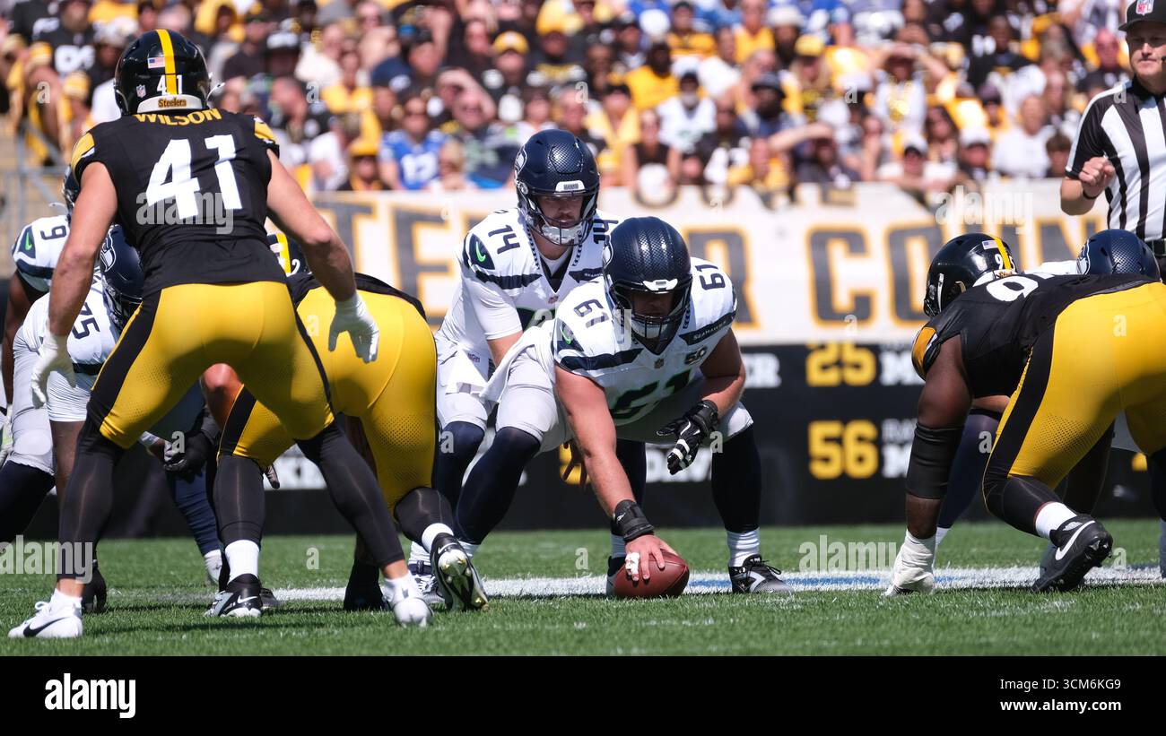 Sam darnold seahawks 2025 hi-res stock photography and images - Alamy