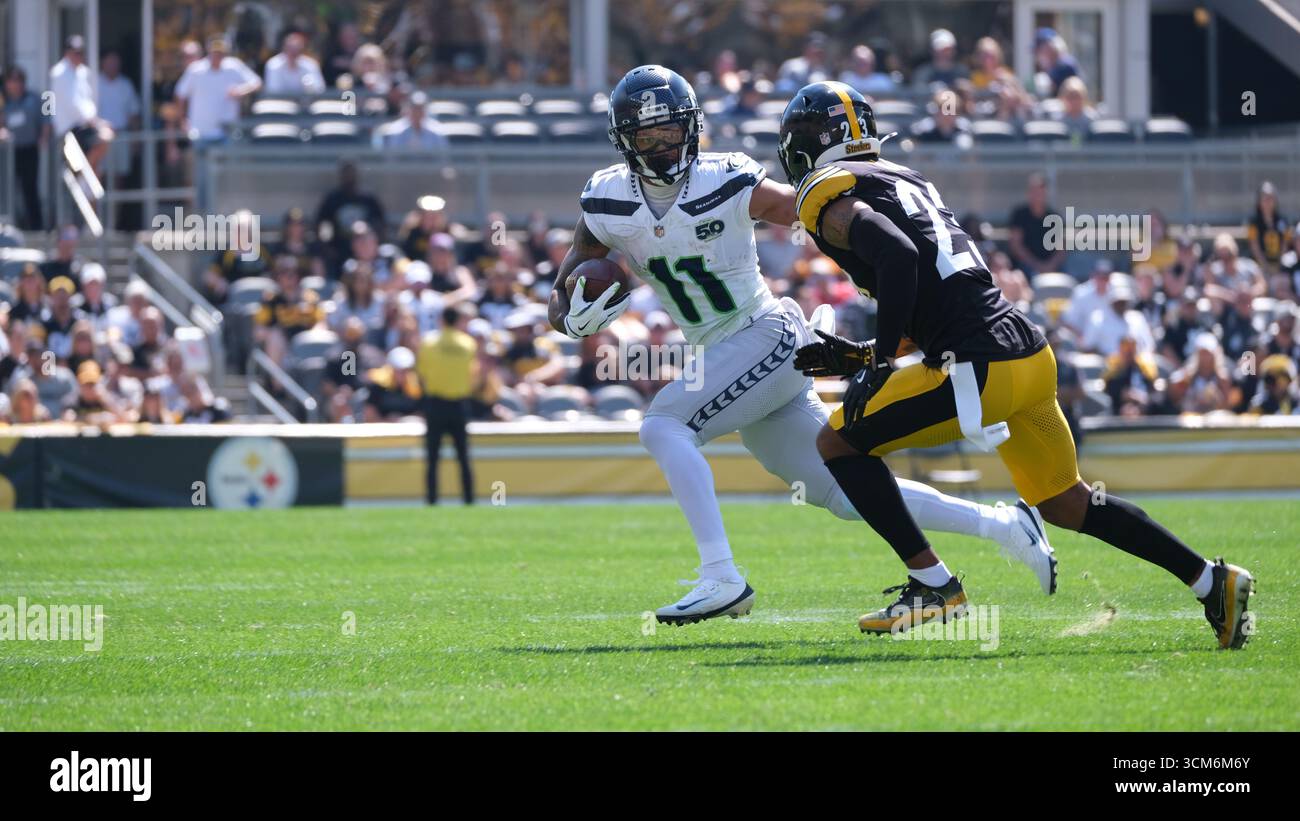 SEPT 14, 2025: Jaxon Smith-Njigba #11 during the 2025 Steelers vs ...