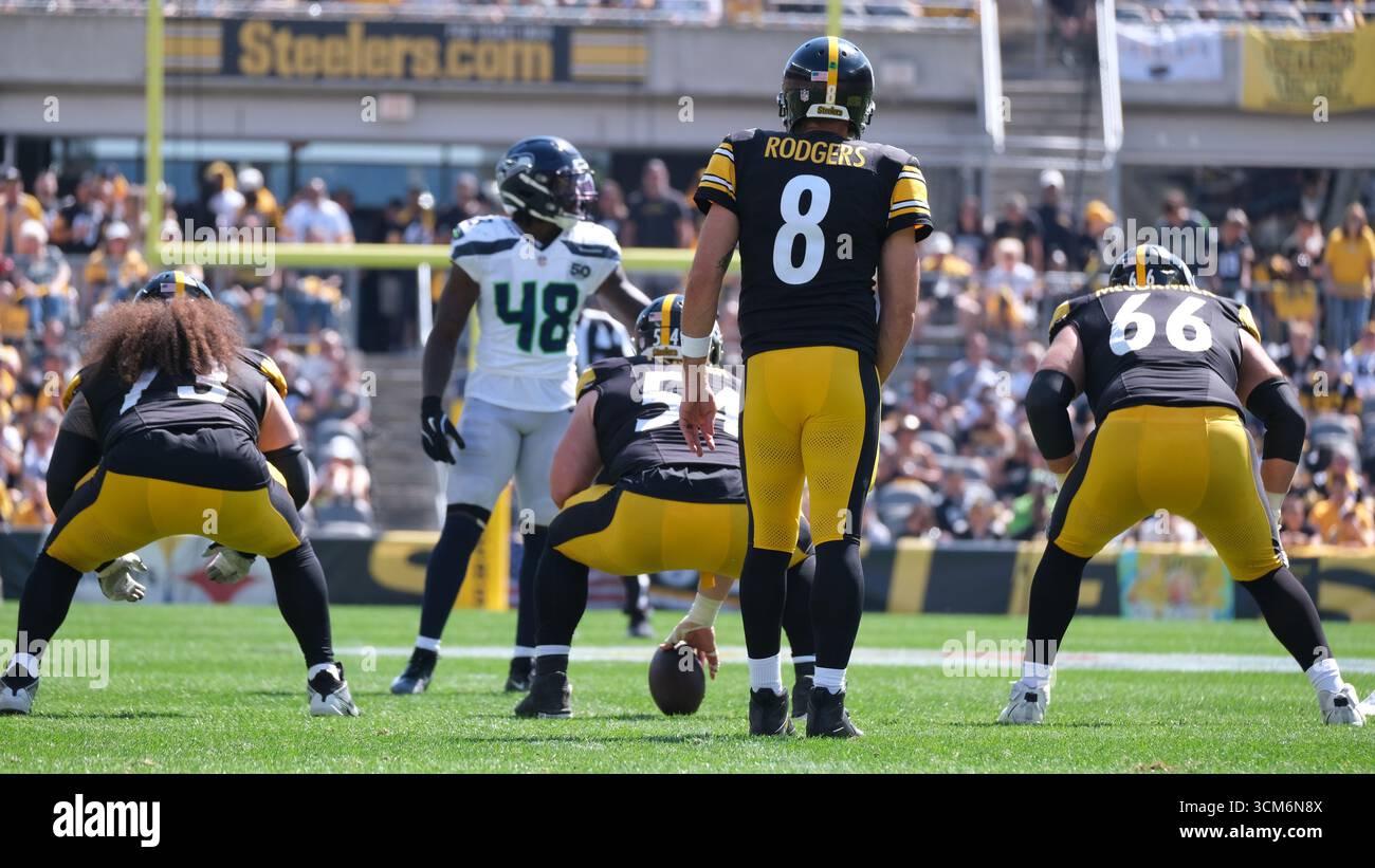 SEPT 14, 2025: Aaron Rodgers #8 during the 2025 Steelers vs Seahawks ...