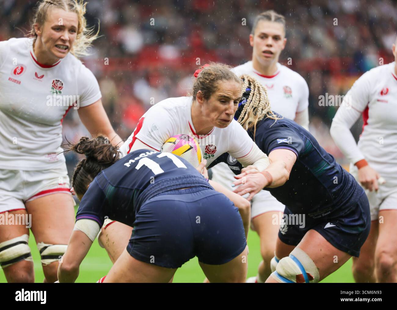 Bristol, UK. 14th Aug, 2025. Abby Dow (ENG) with the ball during the ...