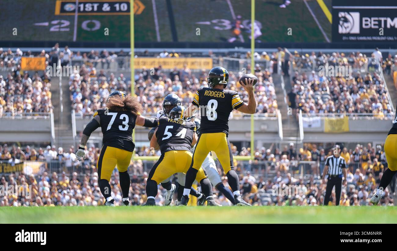SEPT 14, 2025: Aaron Rodgers #8 during the 2025 Steelers vs Seahawks ...