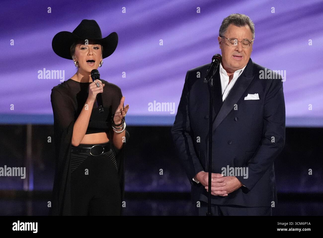 Lainey Wilson, left, and Vince Gill perform "Go Rest on that Mountain ...
