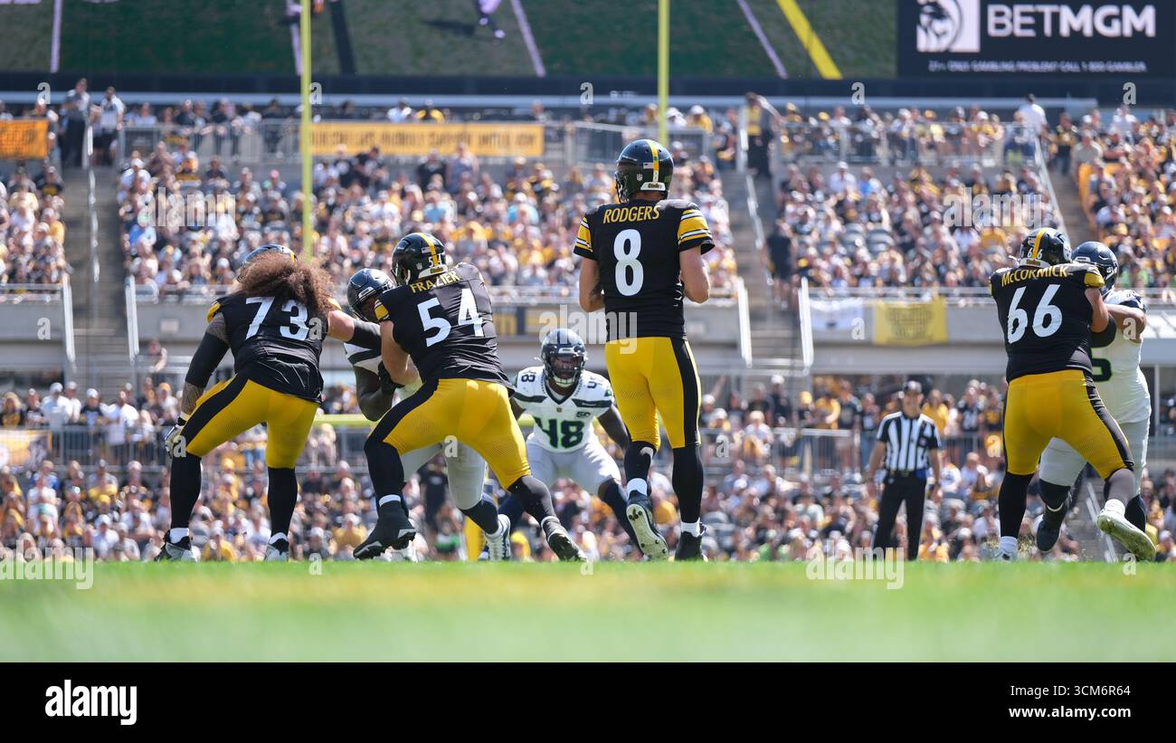 SEPT 14, 2025: Aaron Rodgers #8 during the 2025 Steelers vs Seahawks ...