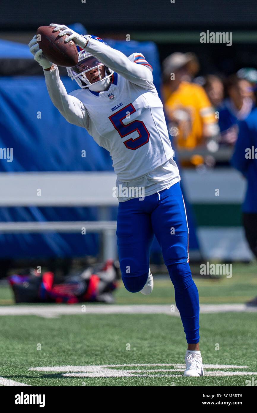 Buffalo Bills wide receiver Joshua Palmer (5) catches the ball during ...