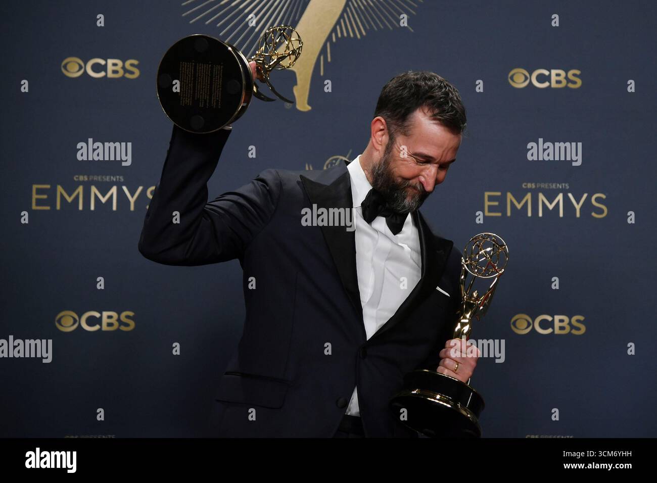Noah Wyle, winner of the awards for outstanding lead actor in a drama ...