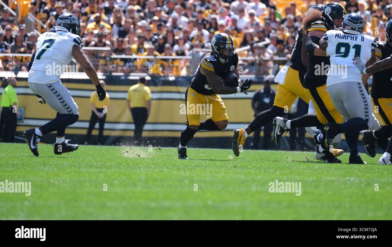 SEPT 14, 2025: Jaylen Warren #30 during the 2025 Steelers vs Seahawks ...
