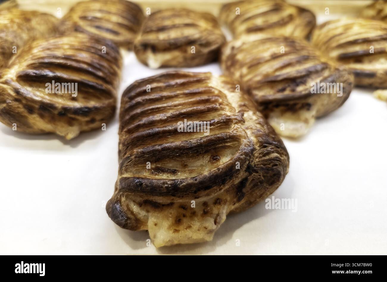 Sweet pastry filled crunchy hi-res stock photography and images - Alamy