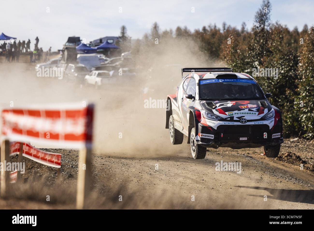 37 Alejandro GALANTI, Marcelo TOYOTOSHI, Toyota Yaris Rally2, action ...