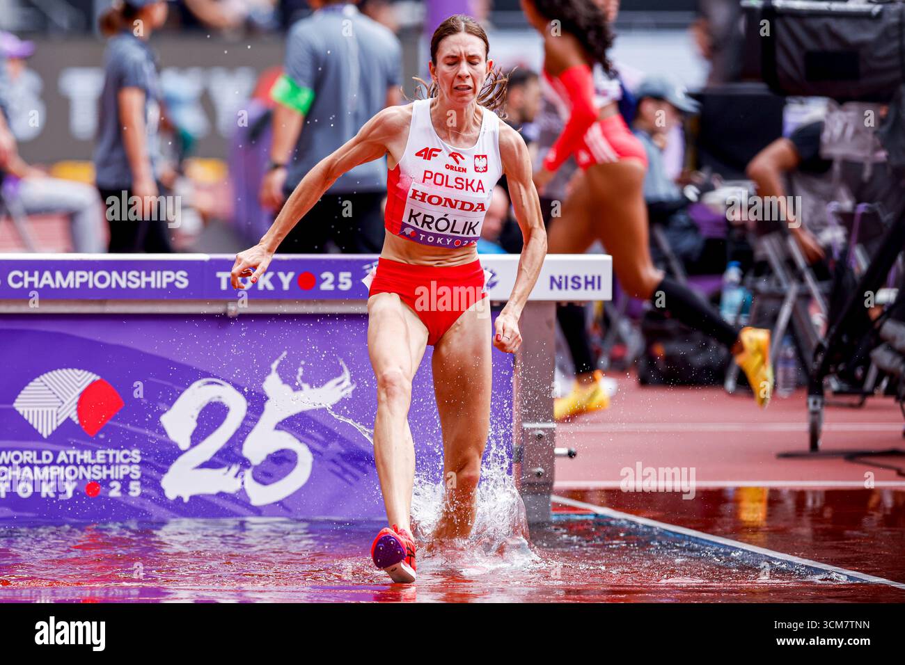 Kinga Królik of Poland competing in the Women's 3000 Metres ...