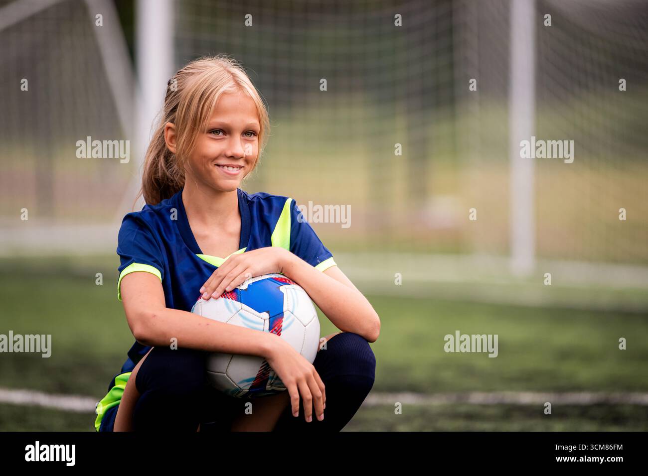 Russia girl football hi-res stock photography and images - Alamy