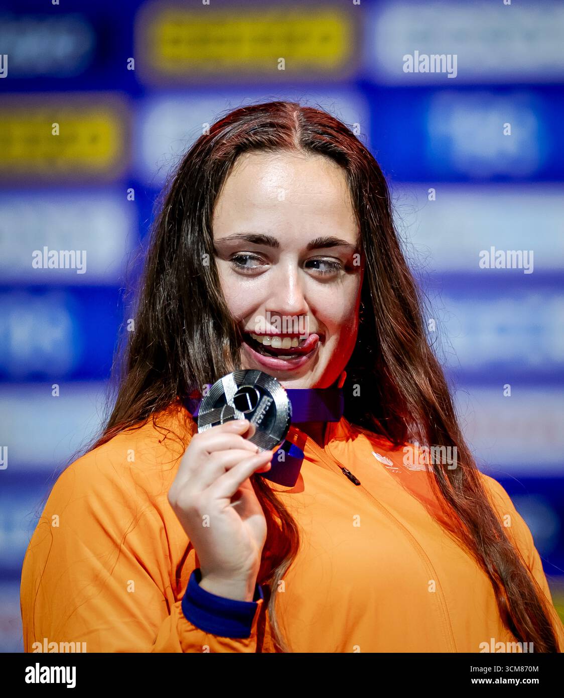 TOKYO – Jorinde van Klinken with her silver medal during the medal ...