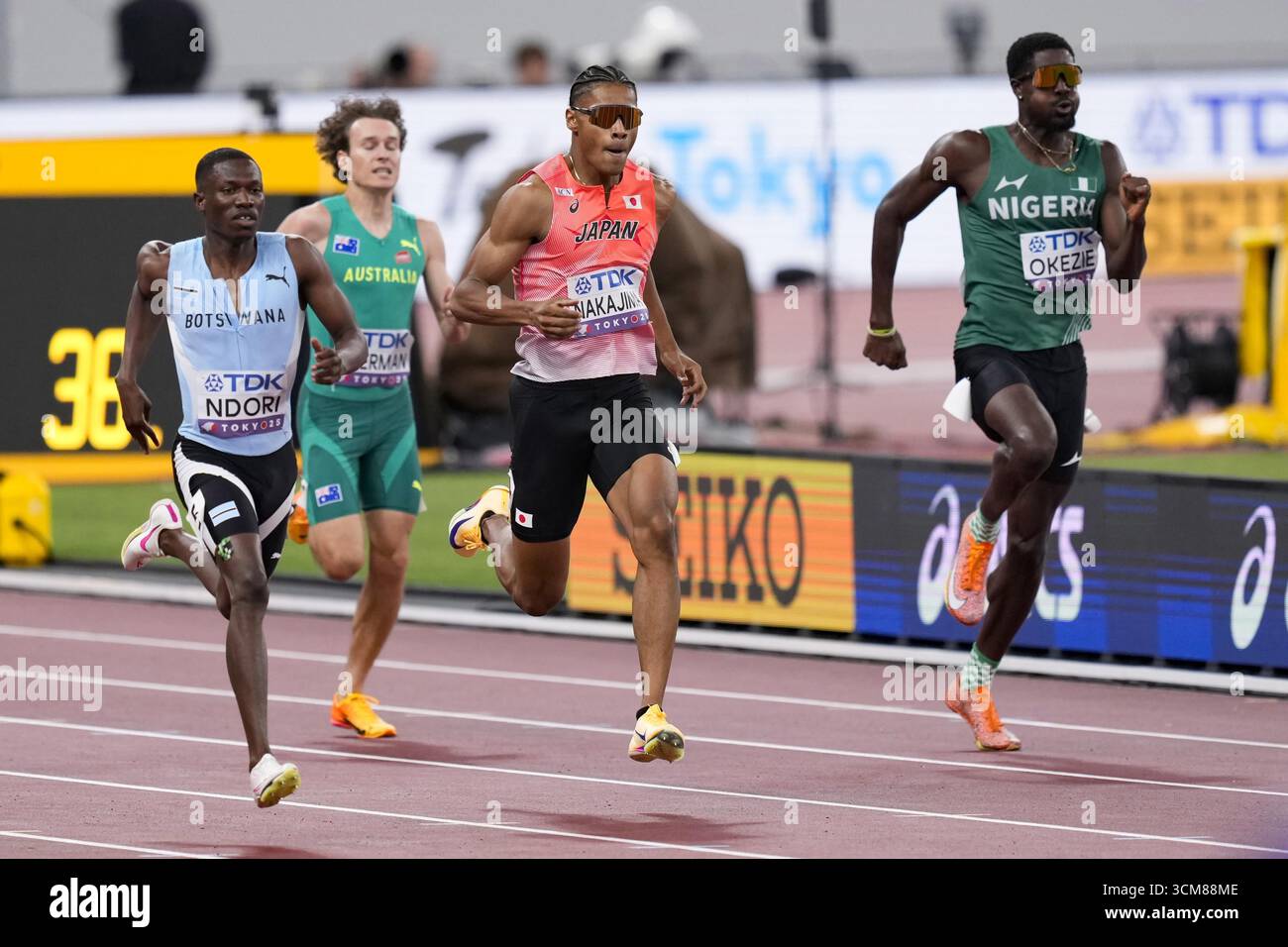 (from L) Bayapo Ndori of Botswana, Cooper Sherman of Australia, Yuki ...