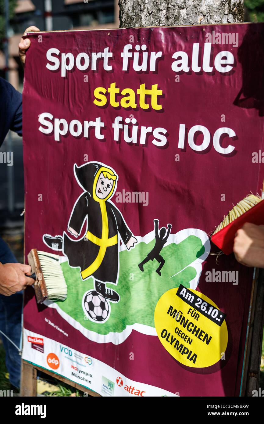 15 September 2025, Bavaria, Munich: A poster with the slogan "Sport for ...