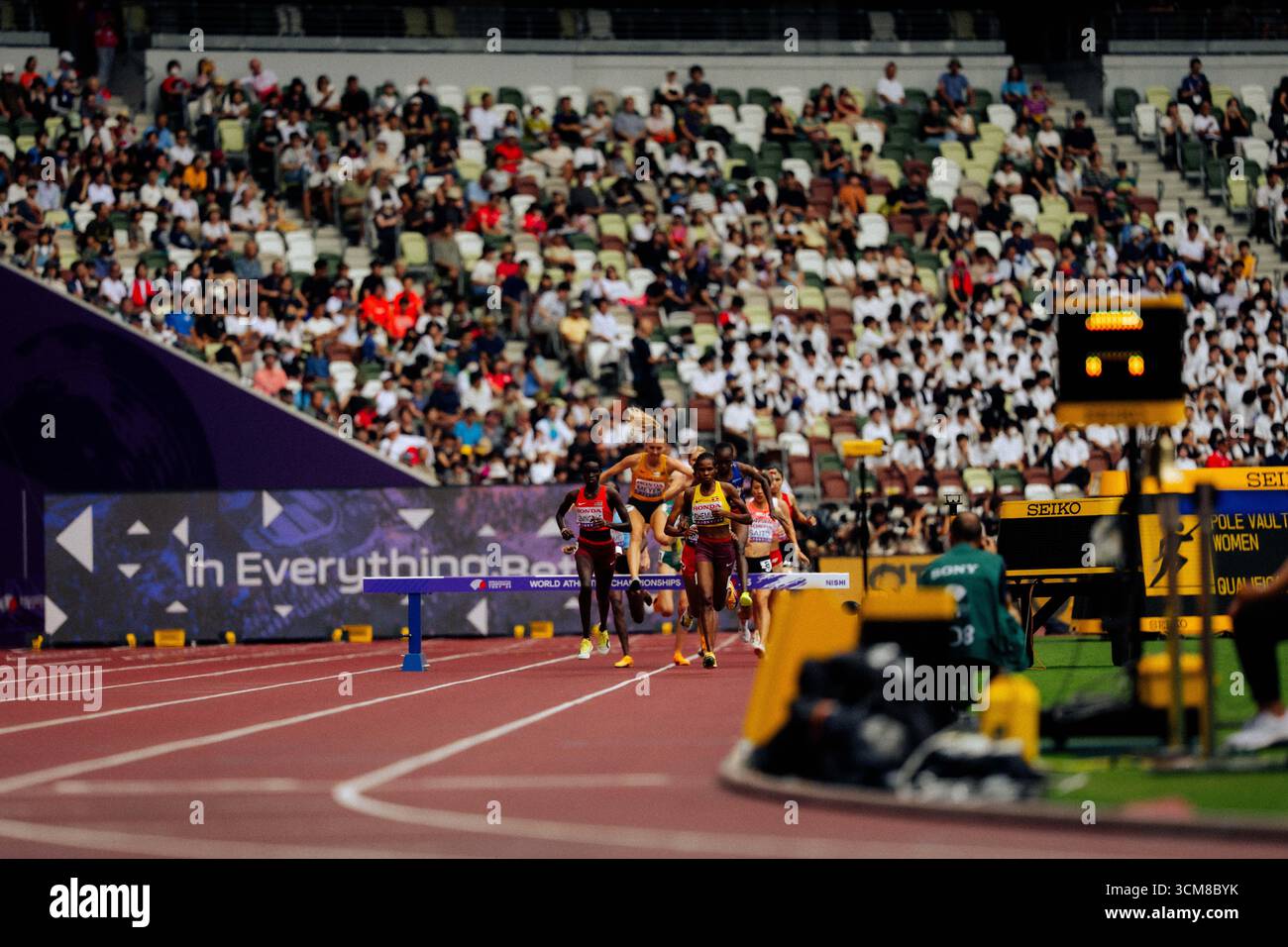 Lea Meyer (GER), Peruth Chemutai (UGA) during the World Athletics ...