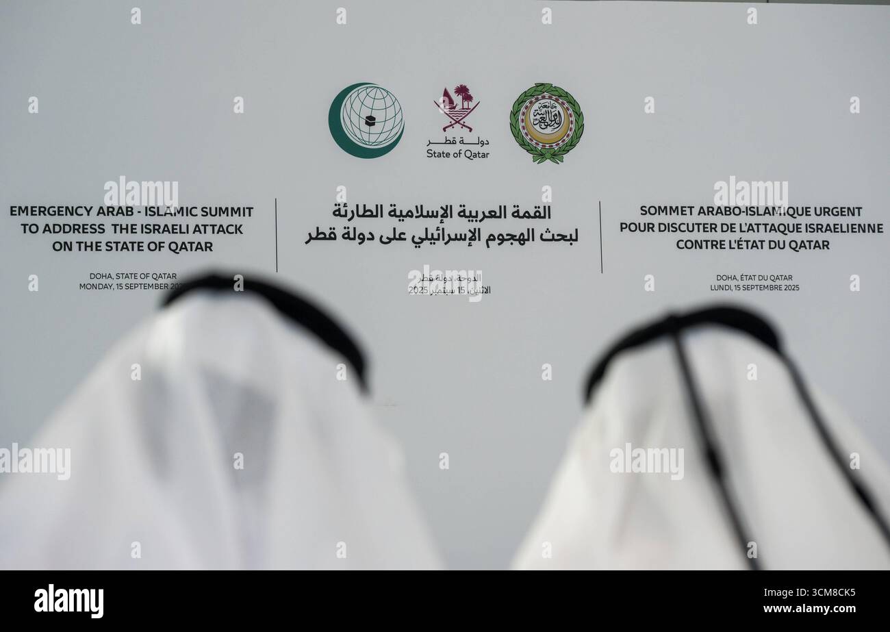 Arab islamic emergency summit 2025 hi-res stock photography and images ...