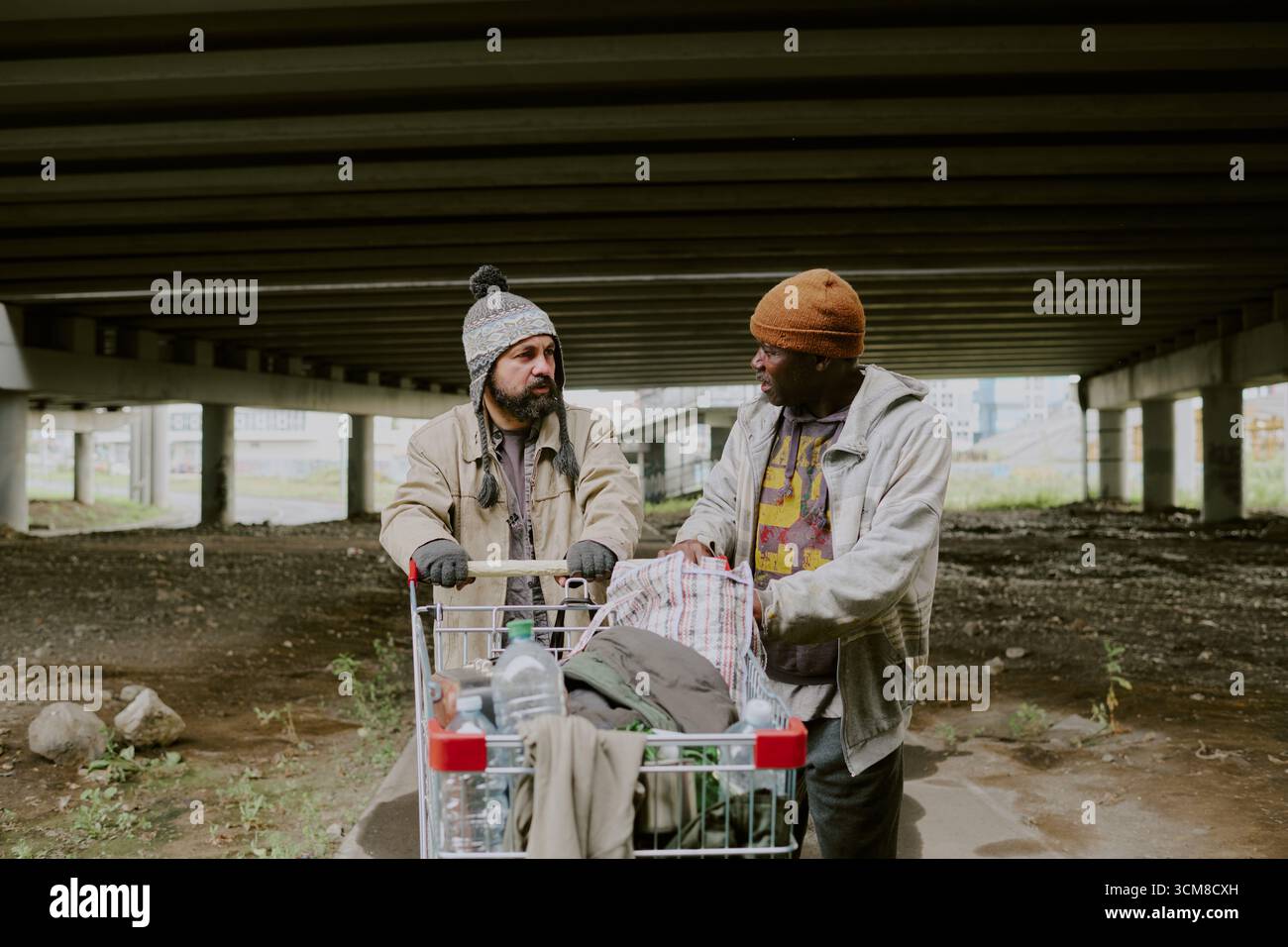 Homeless cart carry hi-res stock photography and images - Alamy