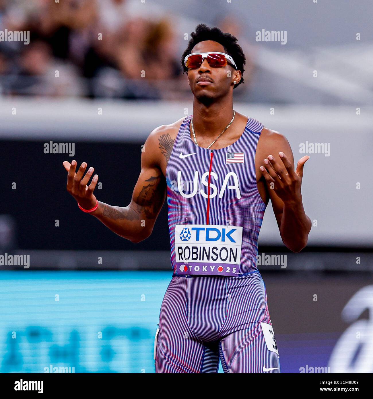 Chris Robinson of United States of America looks on before competing in ...