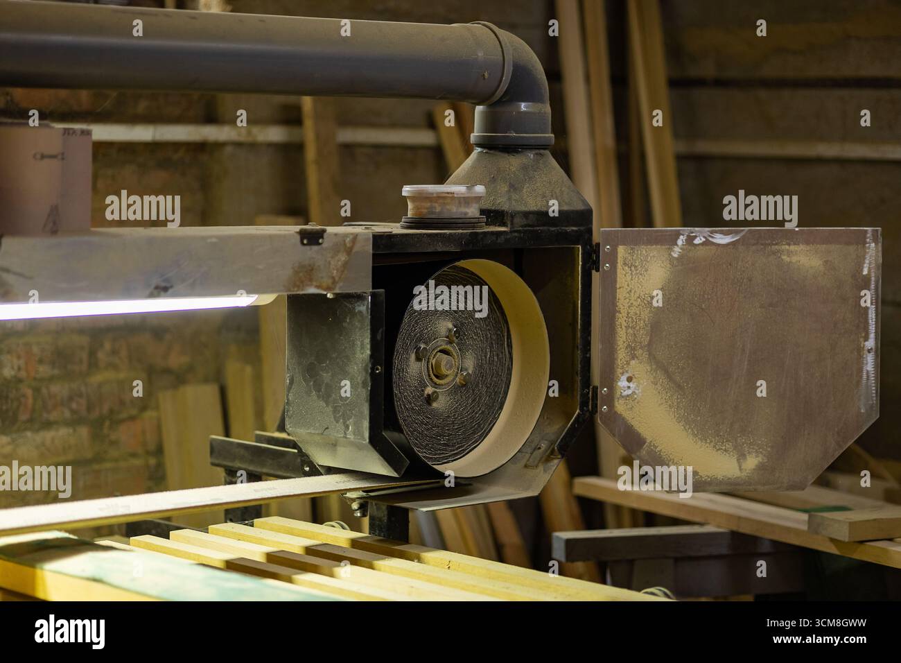 Paper grinding machine wooden wheel hi-res stock photography and images ...