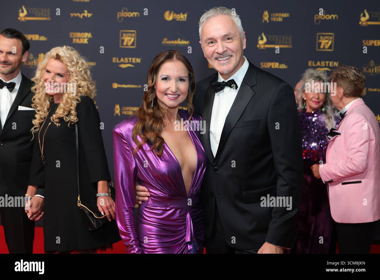 31. Verleihung der Goldenen Henne 2025 Anita Hofmann mit Ehemann ...