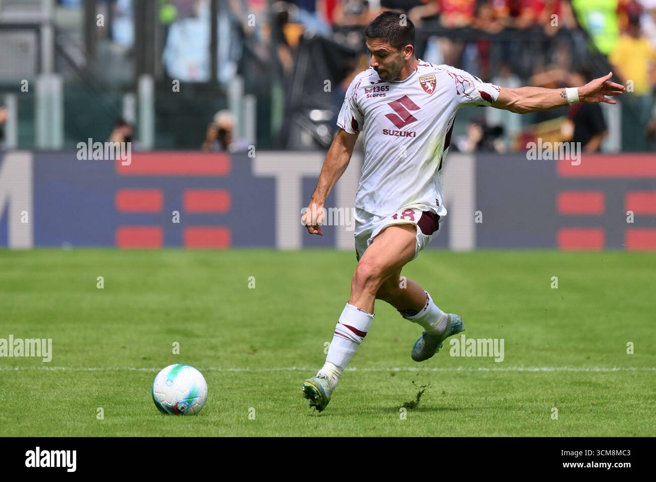 Olimpico Stadium, Rome, Italy - Giovanni Simeone of FC Torino kick the ...