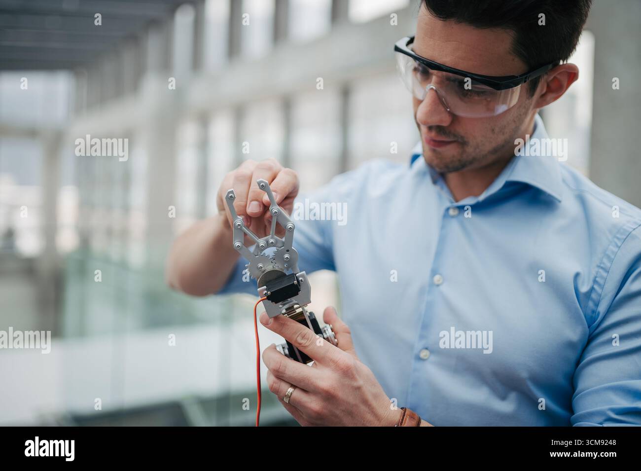 Mechanical scientist hi-res stock photography and images - Alamy