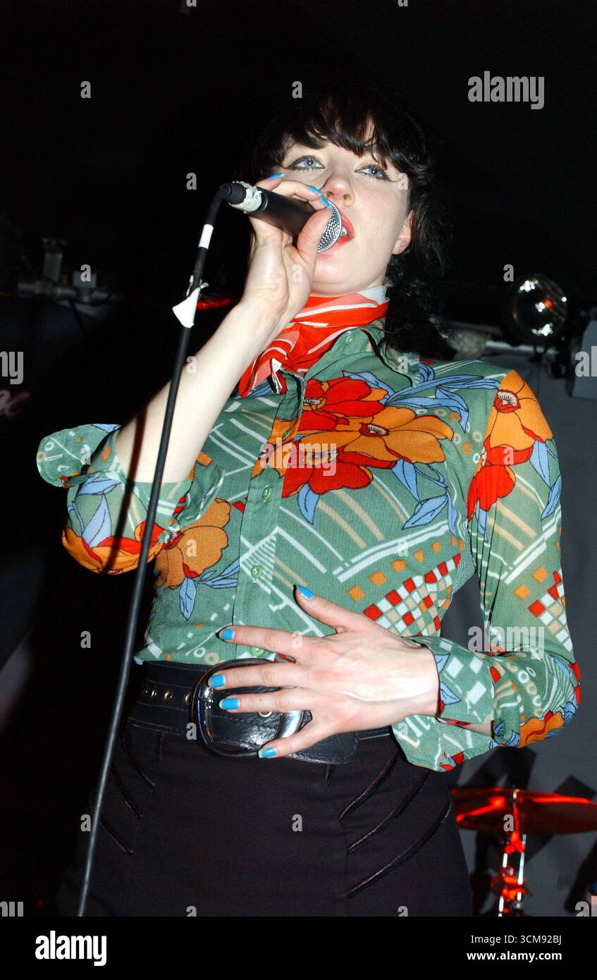 Kate Jackson of the Long Blondes at a late night concert in Crawdaddy ...