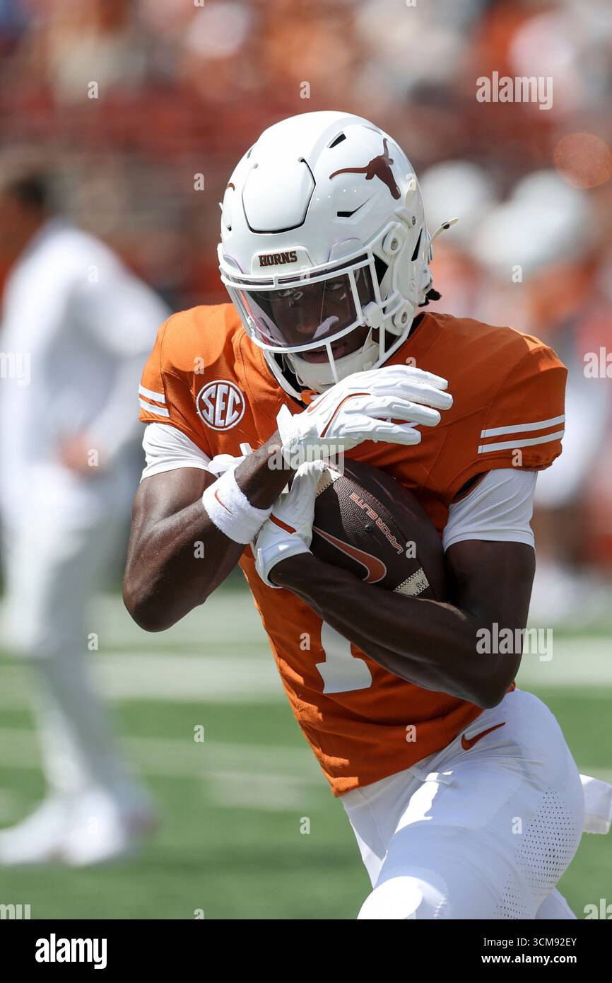AUSTIN, TX - SEPTEMBER 13: Wide Receiver Kaliq Lockett #7 of the Texas ...