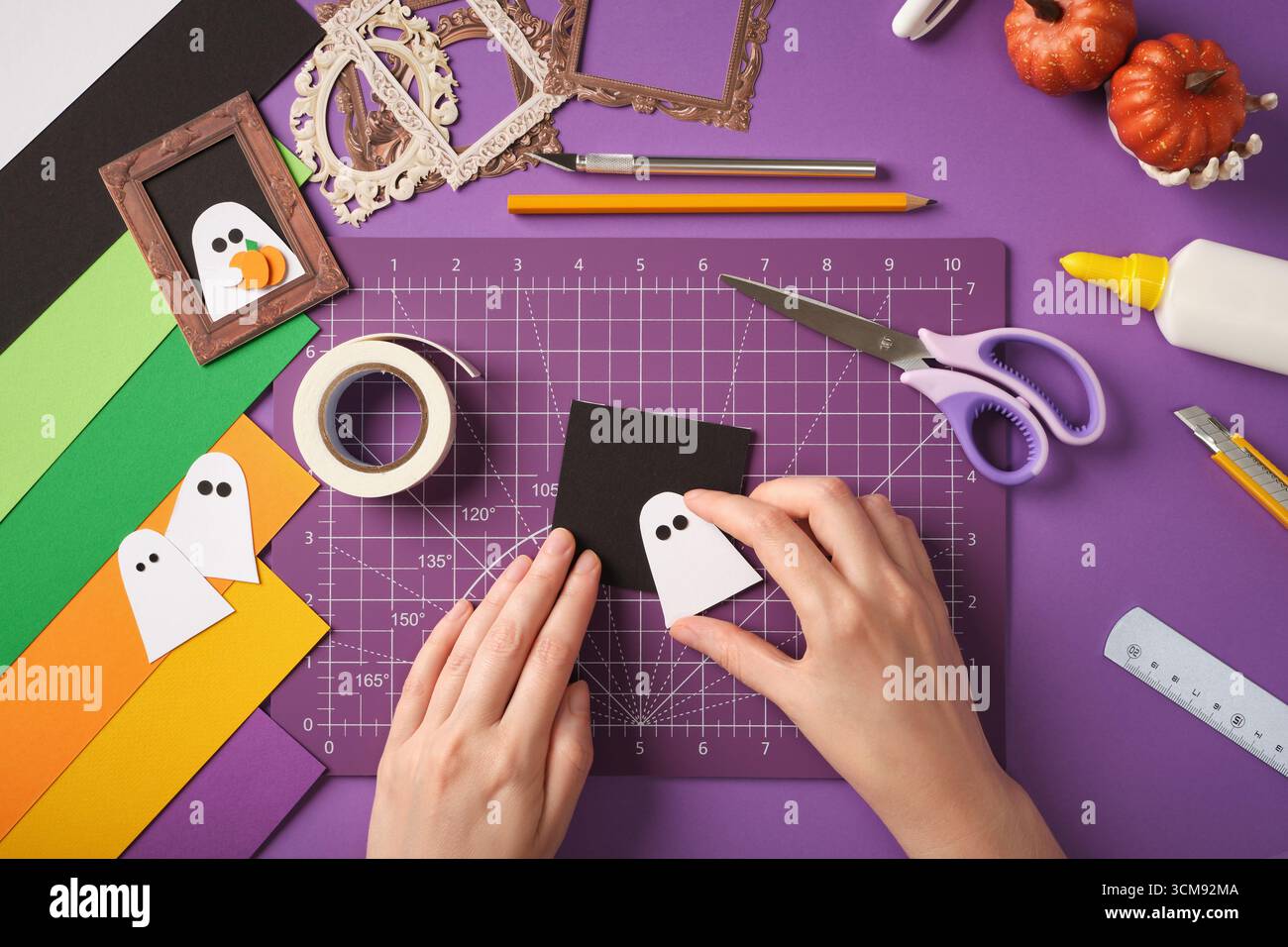 Making a ghost portrait craft Stock Photo - Alamy