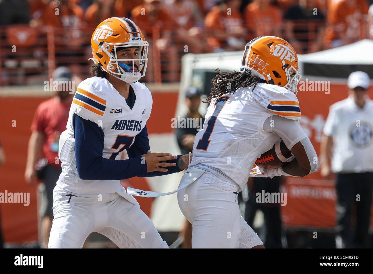 AUSTIN, TX - SEPTEMBER 13: Quarterback Malachi Nelson #7 of the UTEP ...