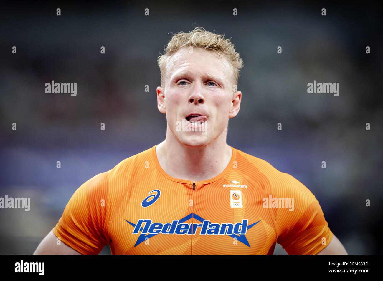 TOKYO - Menno Vloon in the pole vault final at the World Athletics ...