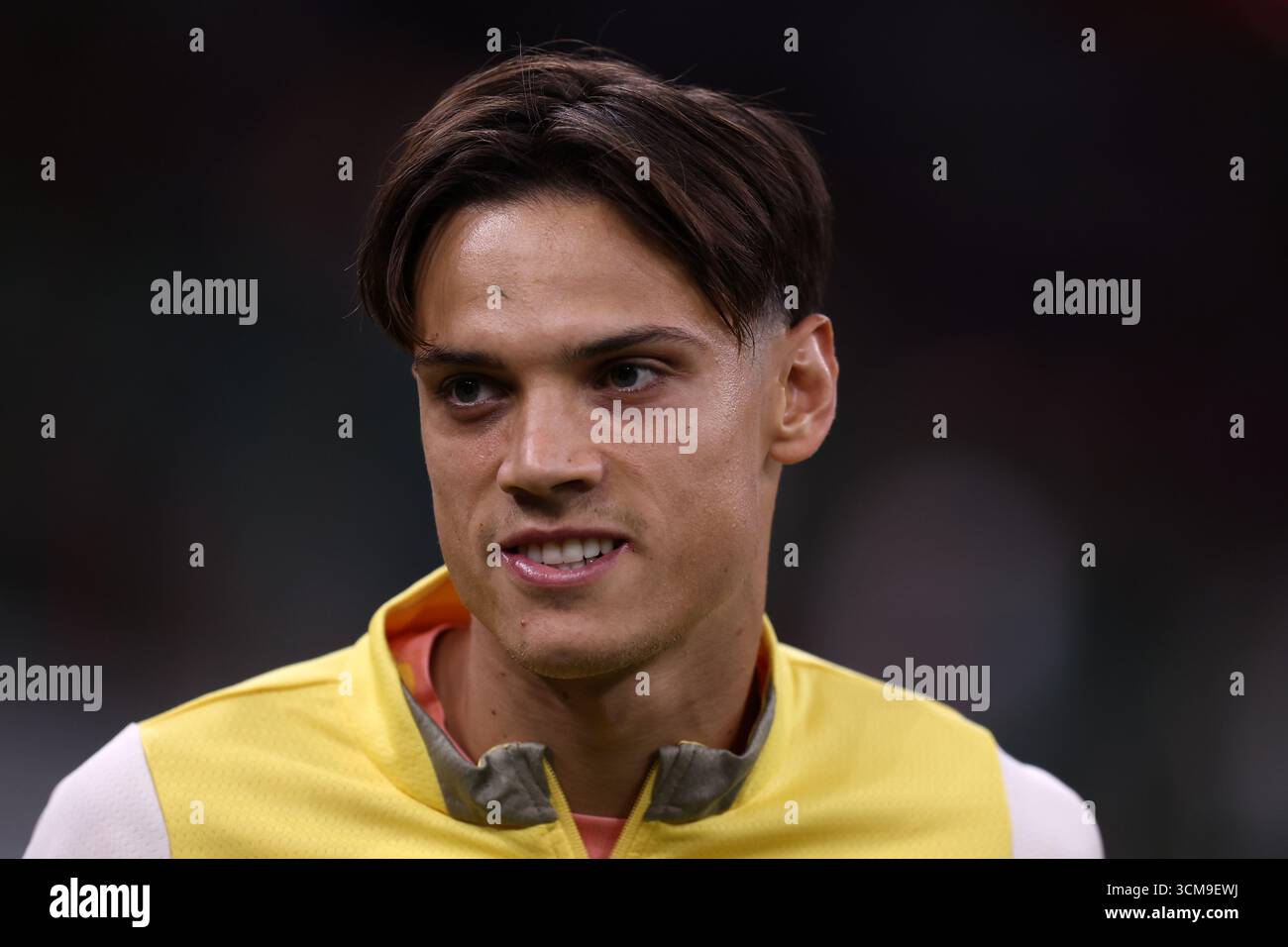 Samuele Ricci of Ac Milan looks on during the Serie A football match ...