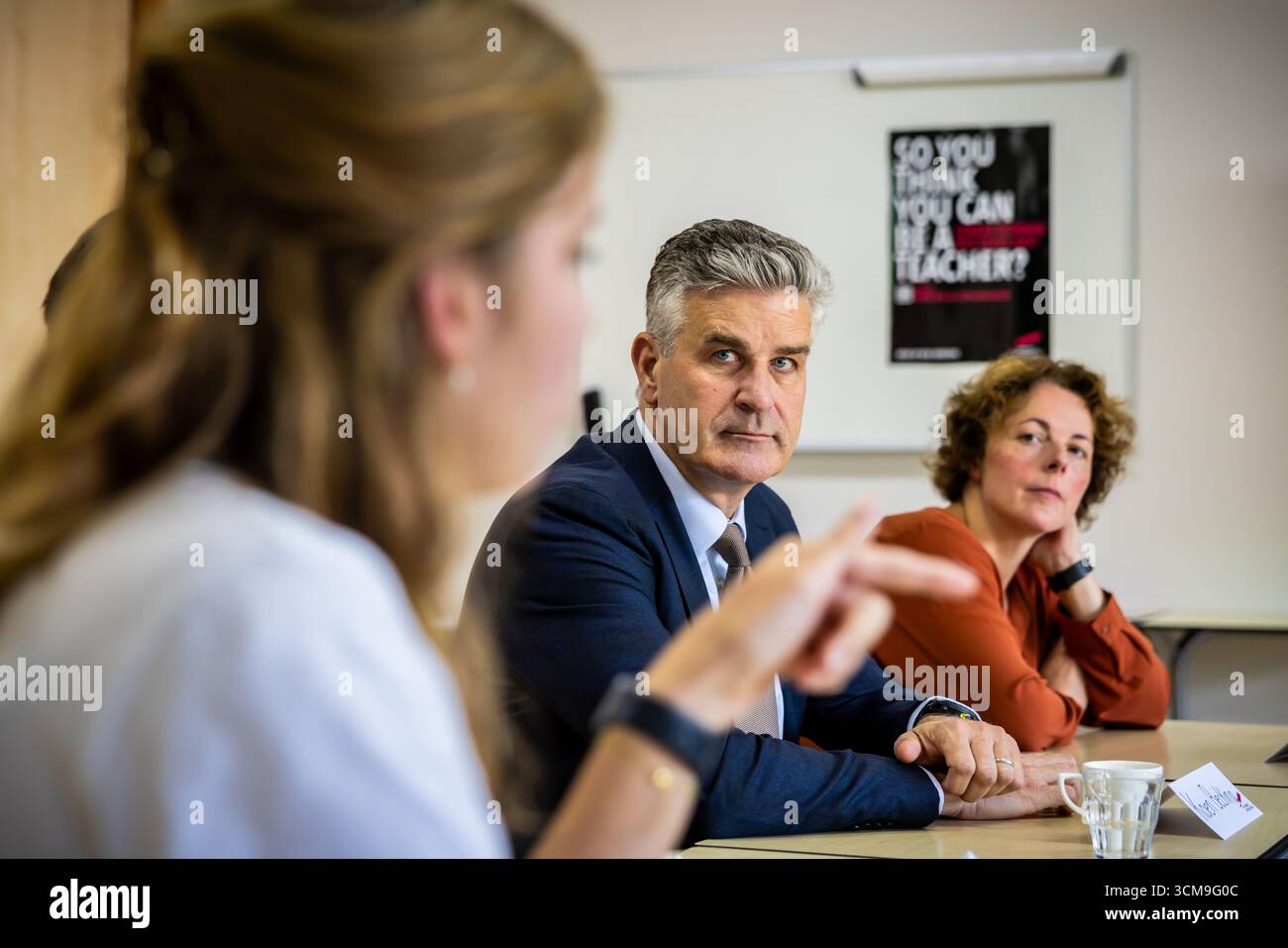 NIJMEGEN – Outgoing State Secretary Koen Becking (VVD, Primary ...