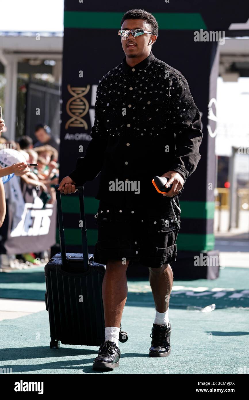 New York Jets tight end Stone Smartt arrives before an NFL football ...