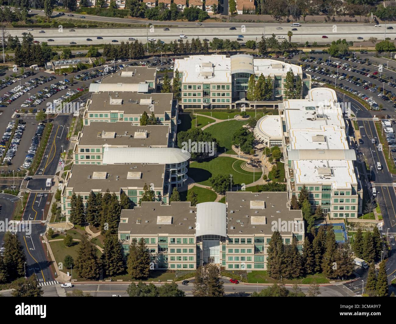 Apple Campus I, Apple Inc, Apple University, Infinite loop, Silicon ...