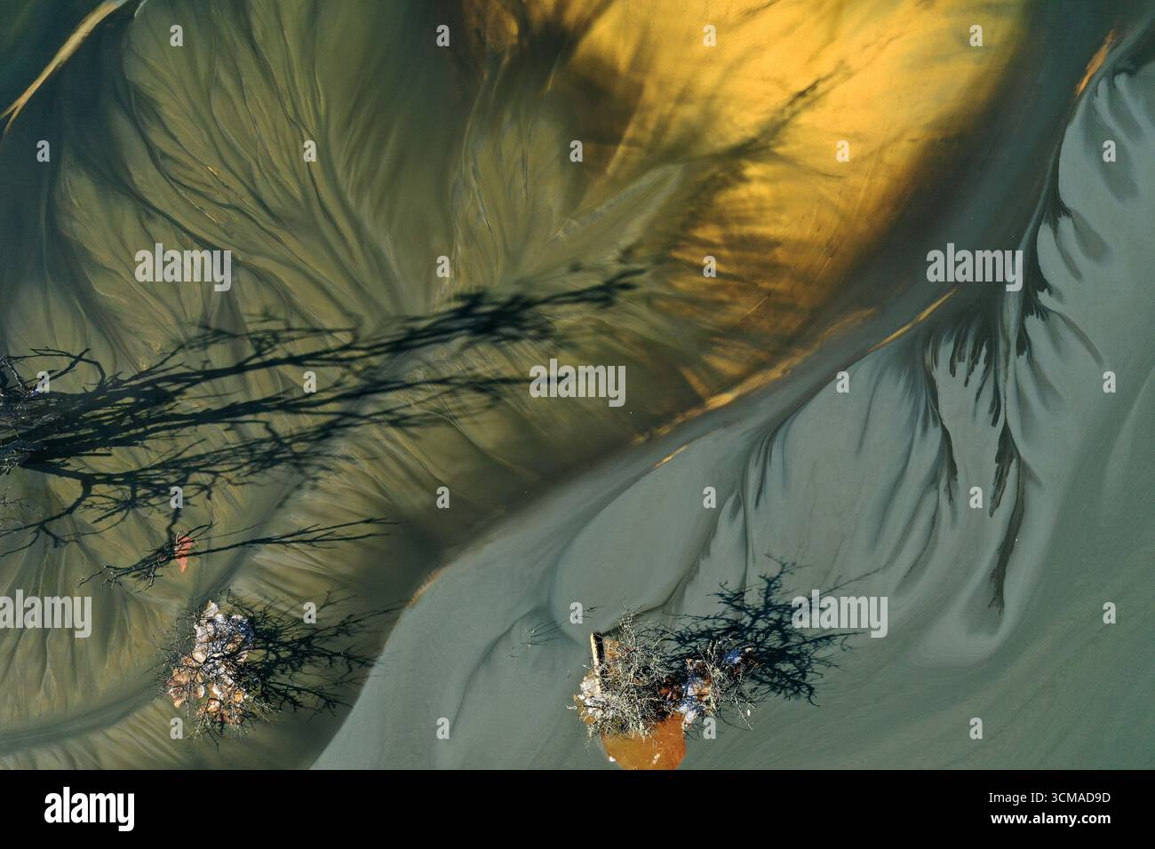 Patterns of acid mine drainage in decanting lake, nature pollution ...