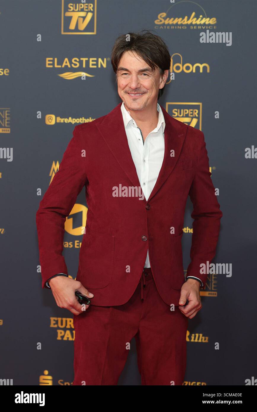 31. Verleihung der Goldenen Henne 2025 Matze Matthias Knop deutscher ...