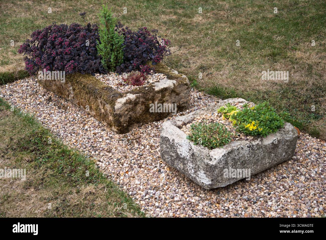 Stone troughs hi-res stock photography and images - Alamy