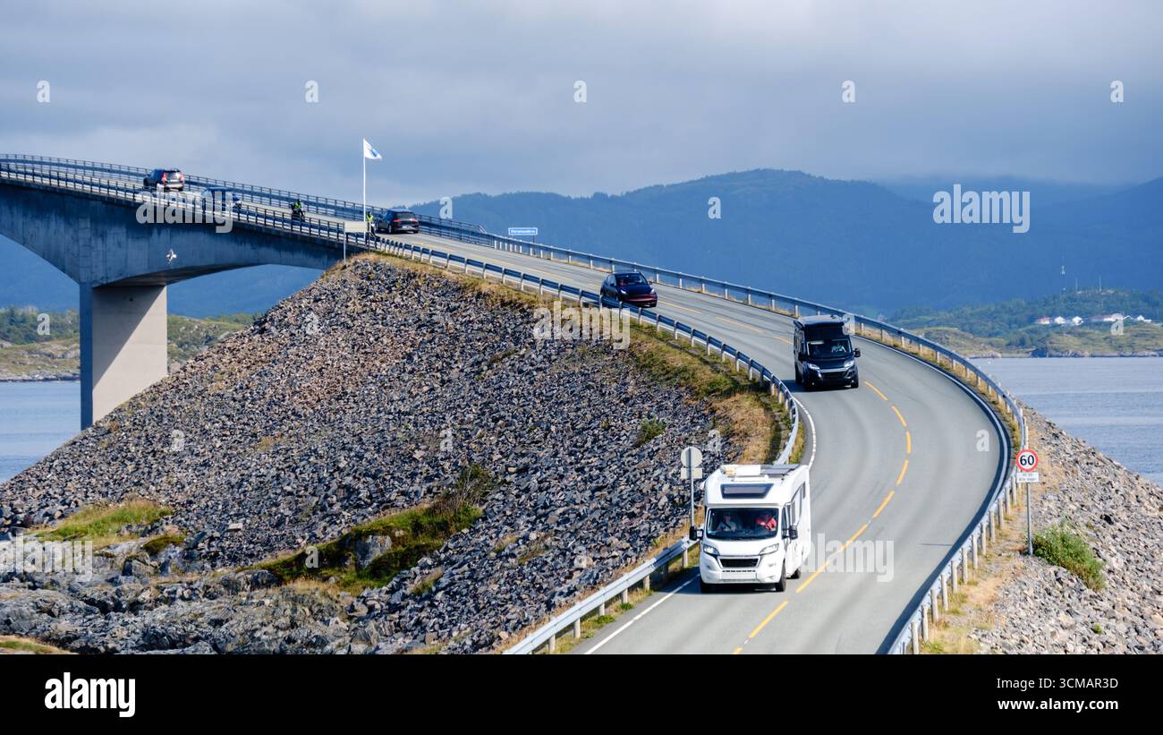 Camping car traverse the remarkable Atlantic Ocean Road in Norway ...
