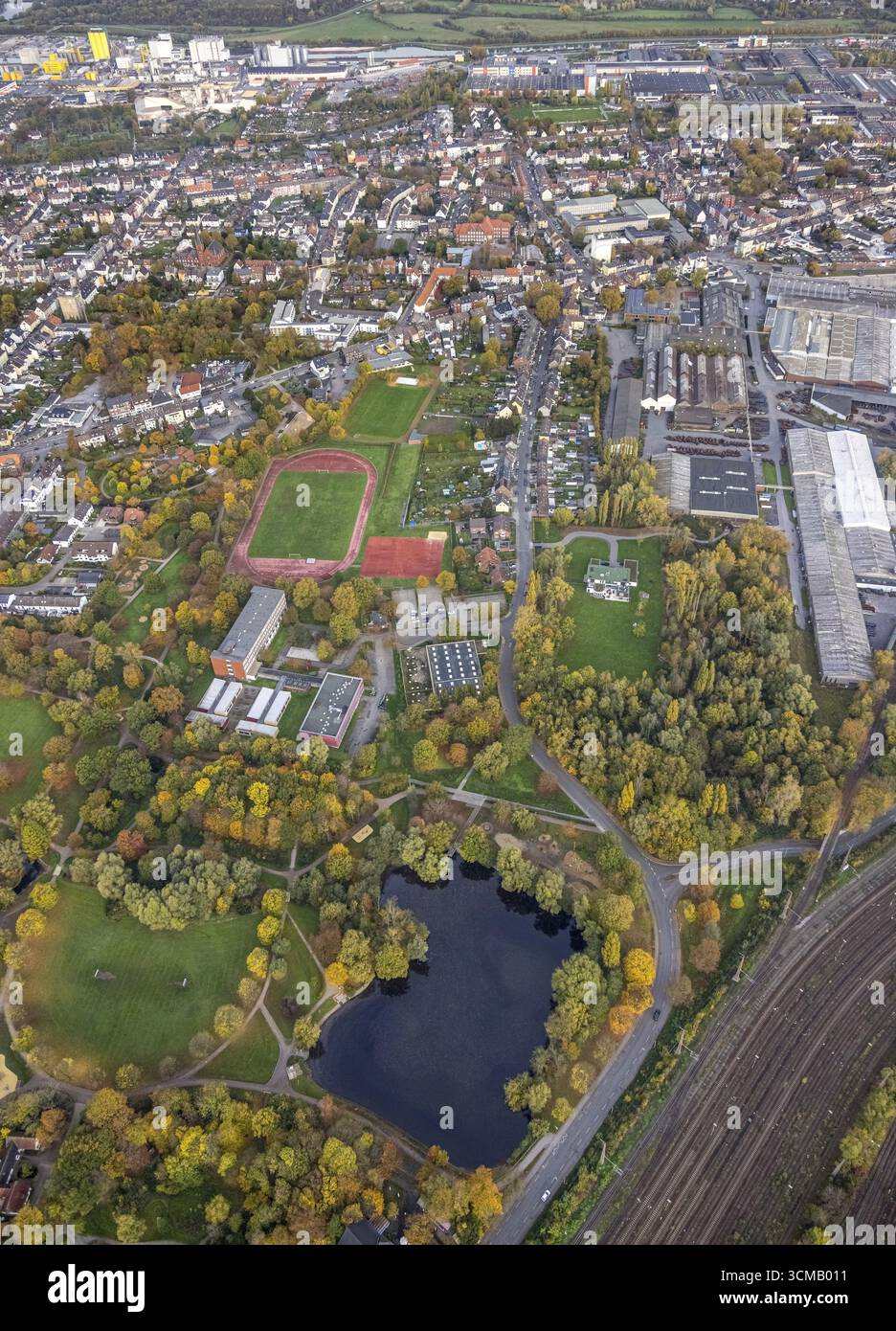 Aerial photo, Friedrich-Ebert-Park, Elisabeth-Lueders Berufskolleg ...