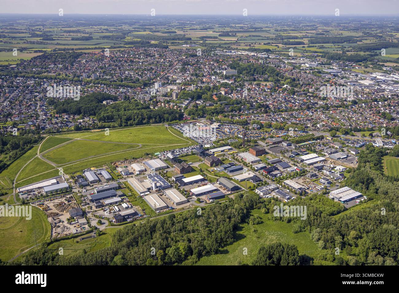 Aerial view, industrial estate An den Foerdertuermen, Radbod colliery ...