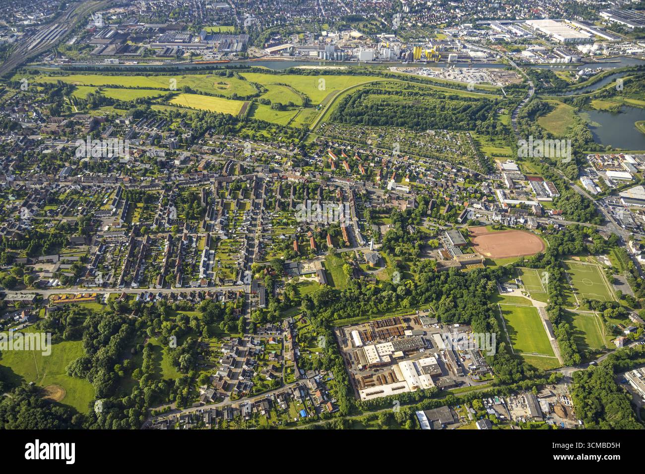 Aerial view, housing estate between Grosser Sandweg and Nordenstiftsweg ...