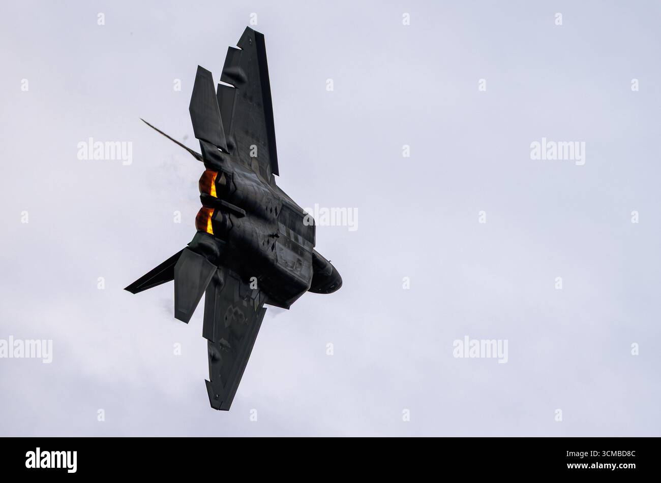 United States Air Force F-22 Raptor stealth fighter jet banking in ...