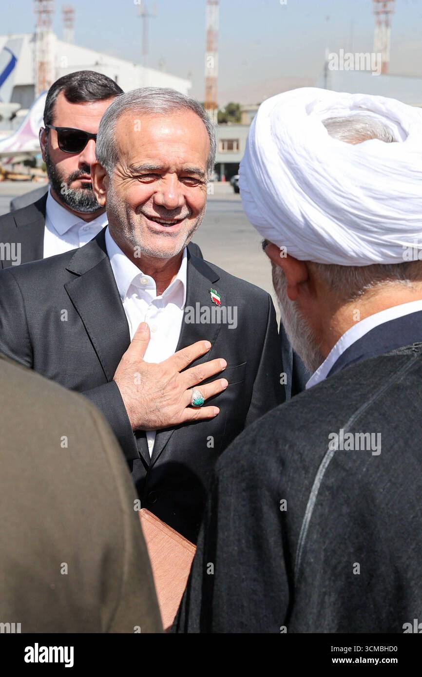 Arab islamic emergency summit 2025 hi-res stock photography and images ...