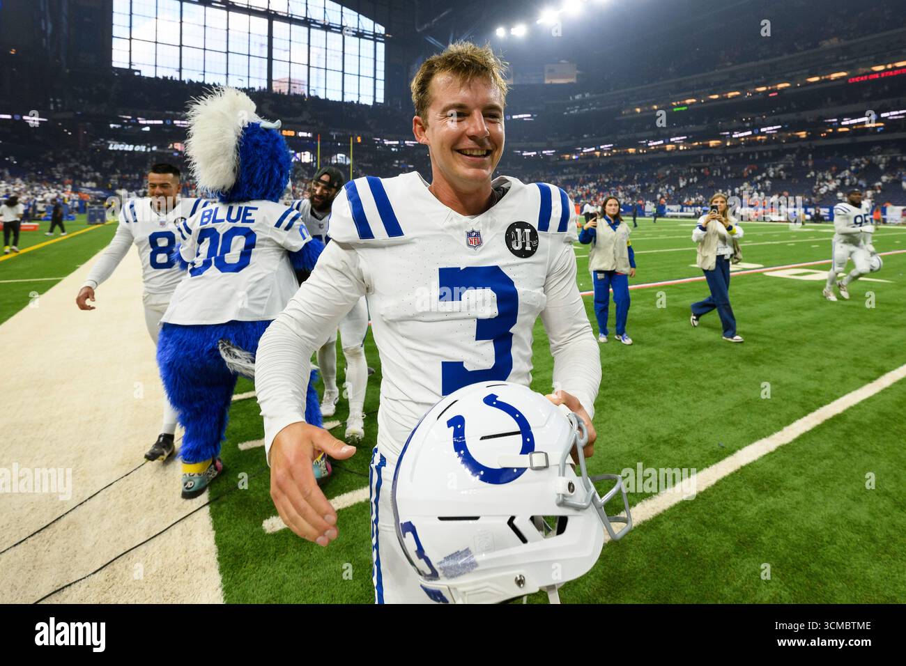Indianapolis Colts kicker Spencer Shrader (3) celebrates after an NFL ...