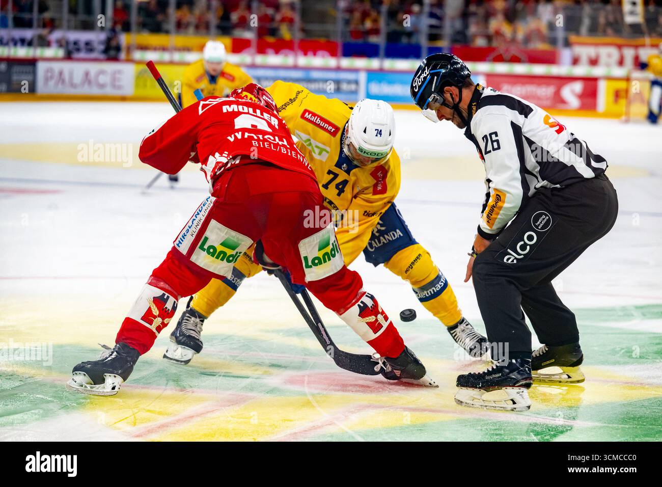 11/09/2025, Biel/Bienne, Tissot Arena, NL: EHC Biel-Bienne - HC Davos ...