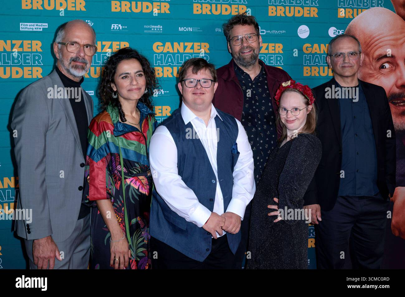 Christoph Maria Herbst, Sesede Terziyan, Nico Randel, Hanno Olderdissen ...